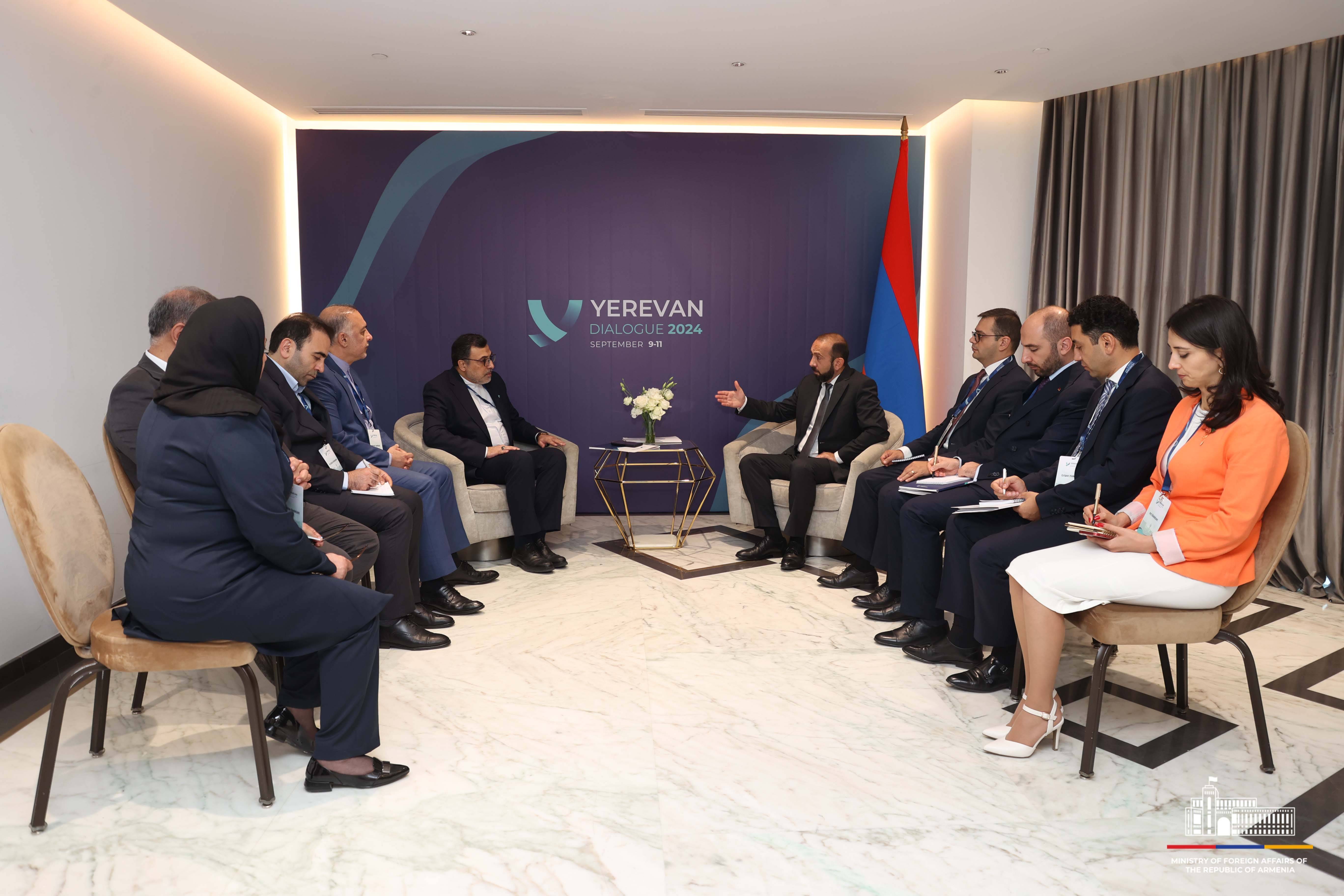 Meeting of the Minister of Foreign Affairs of Armenia with the Deputy ...